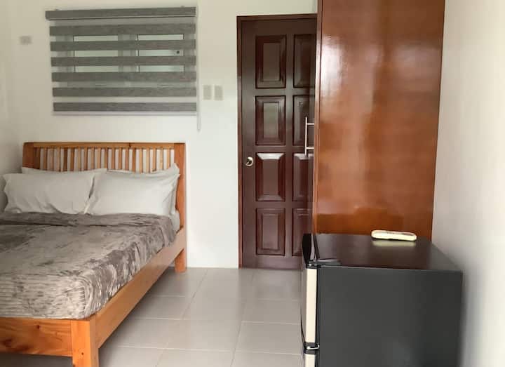 Max N Fe’s Private 1bdrm W/ Bathroom- Room 1 - Nabua