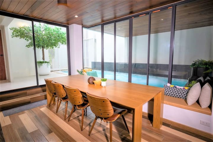 Private Pool Villa 4 Bedroom 5 Mins Walk To Bts - Bangkok