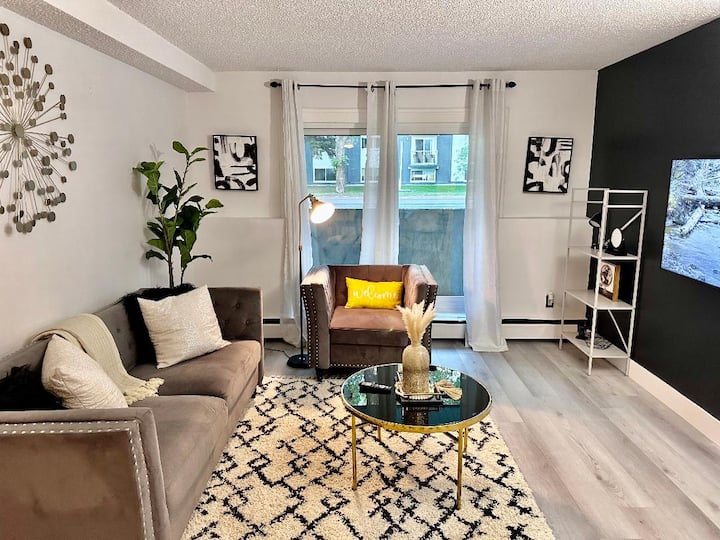 Hidden Gem In Oliver*close To Dt - Edmonton