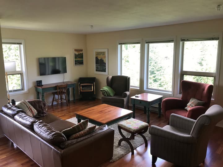 Magical Mountain Retreat At Mount Washington - Vancouver Island