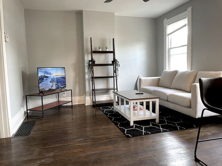 2 Bdr Apt! Discount For Medical, And Long Stays - Syracuse, NY