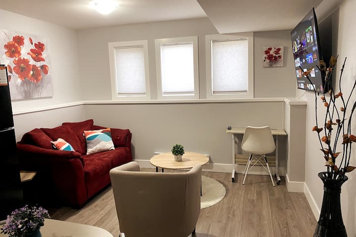 Exquisite Cozy Suite/full Amenities In Kensington - Saskatoon