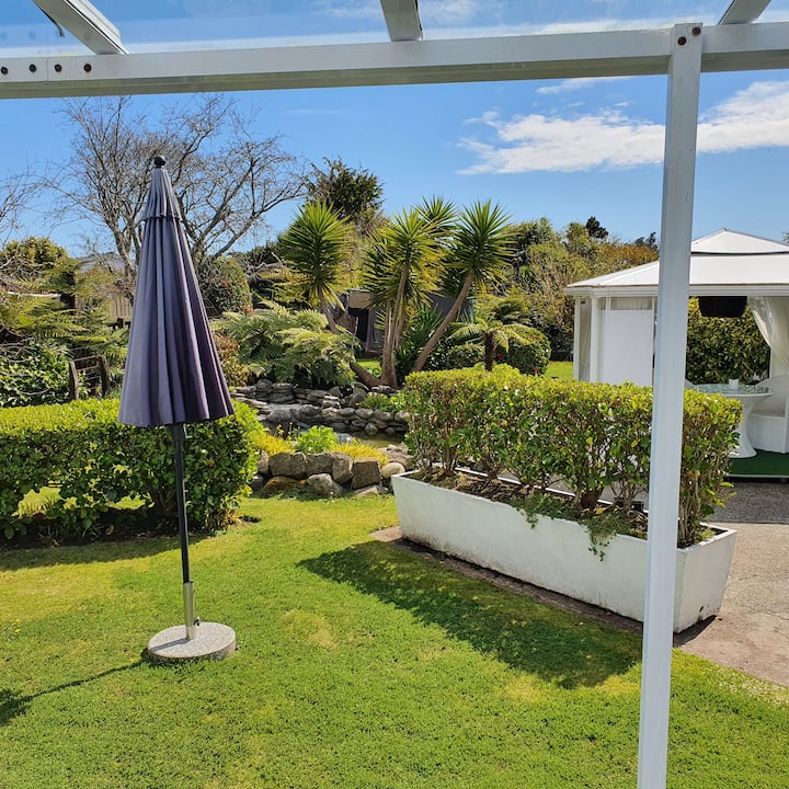 The Oasis - Hokitika