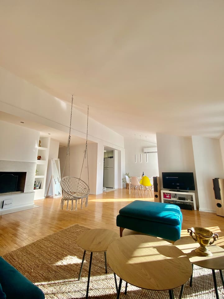 Lovely 3 Bedroom Apartment With Indoor Fireplace - Skopje