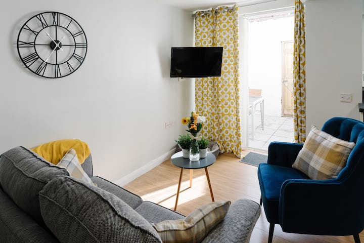 Lovely 1 Bedroom Apartment In Belfast - Belfast