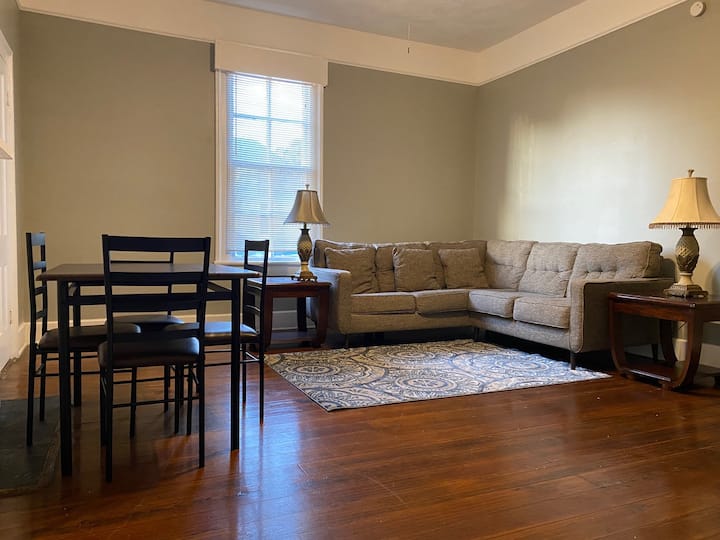 Fun 1 Bedroom Unit In Old Historic Home! - Columbus, GA