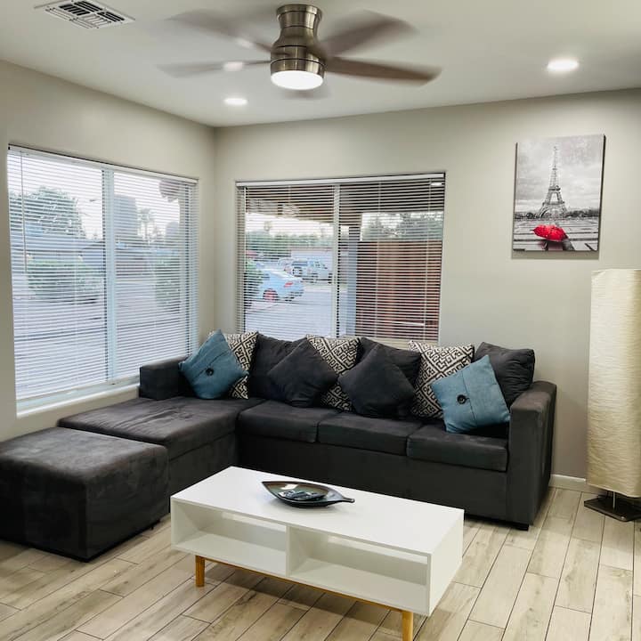Lovely 1 Bedroom Apartment #1 - Phoenix, AZ