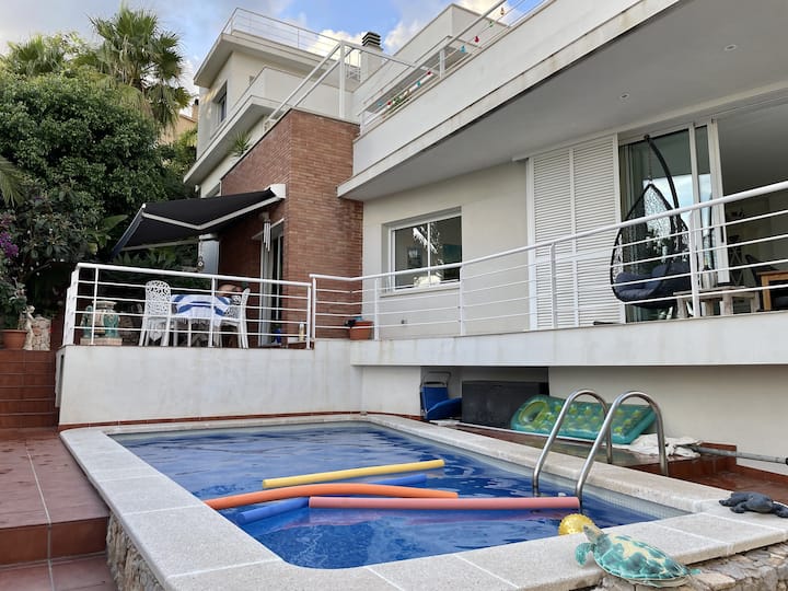 Entire Villa With Pool, Sea & Mountain Views - Sitges