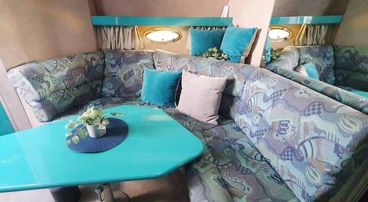 Charming Two-bedroom Moored Boat In Canary Wharf - London, UK
