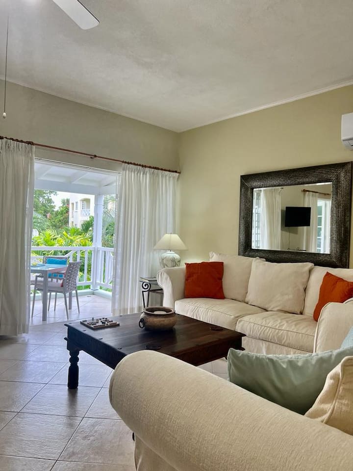 Lovely 3 Bedroom Condo With Pool. - Barbados