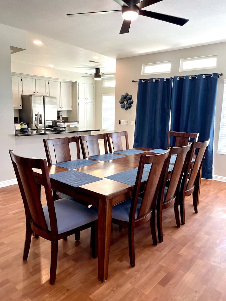 4 Bdrm Home - Centrally Located To Shops & Freeway - Temecula
