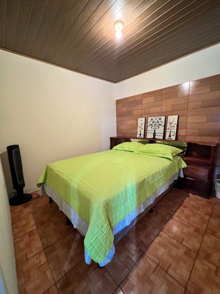 Carolina’s Place Departamento Cerca Del Aeropuerto -