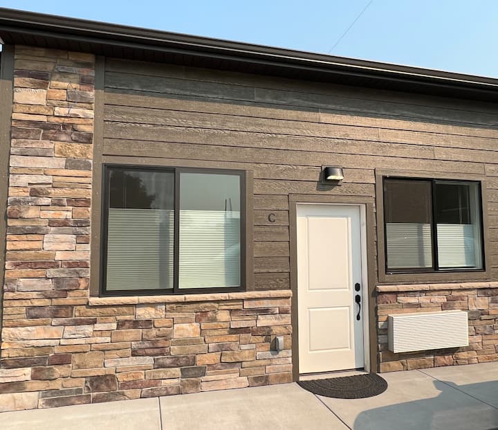 Newly Remodeled Apartment, Centrally Located-unitc - Missoula, MT