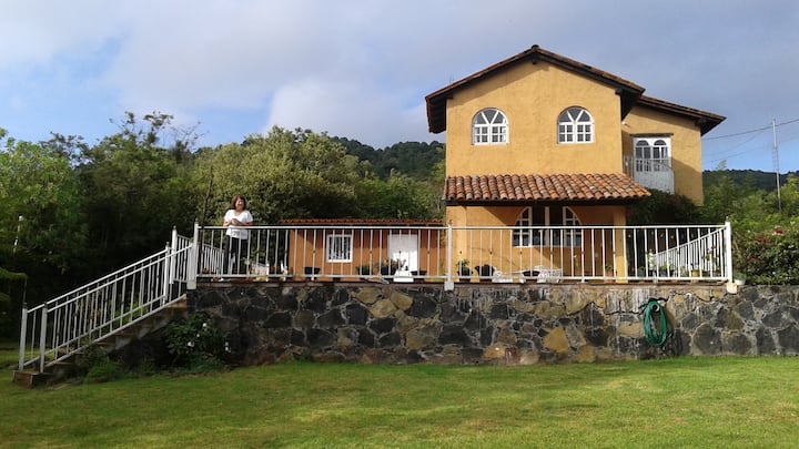 Lakeview House In The Country - Tzintzuntzan