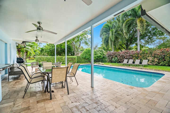 Spacious 4br/3ba Pool Home, Stylishly Decorated - Sunrise, FL