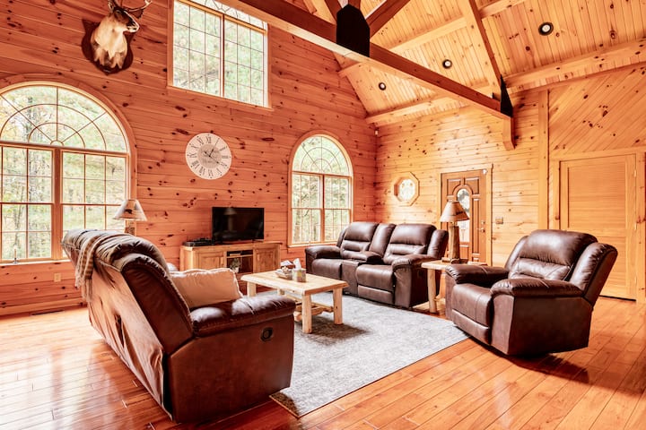 Seven Stars Lodge With Hot Tub An Wifi On 36 Acres