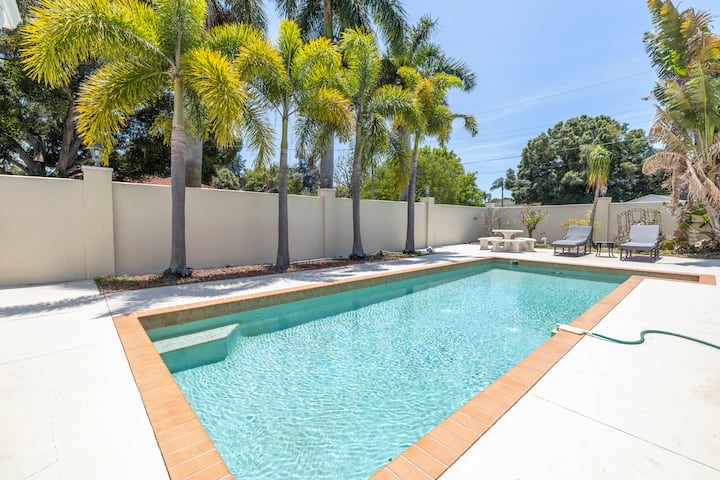 Modern Pool Estate, Beach, Downtown - Seasonal - St. Pete Beach, FL