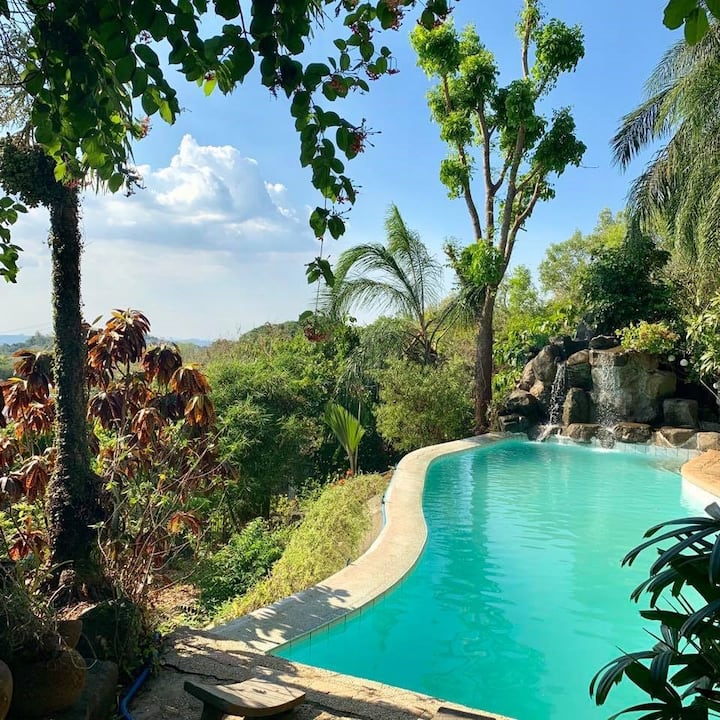 1800 Dream Cottage - 