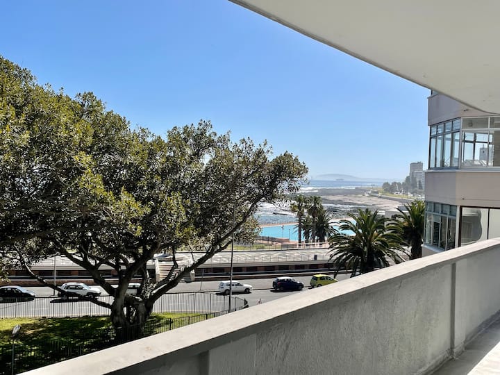 Seapoint 3 Bedroom Apt - Le Cap