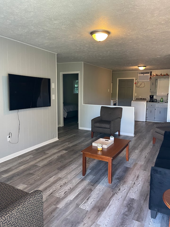 Home Feeling Mcfarland Apt 1 Free Parking - Morristown, TN