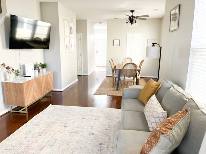 Cozy | Park Circle Townhome | 3br | 2.5 Bath - Charleston, SC