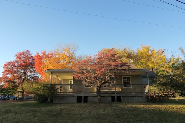 City House By The Greenway - Knoxville, TN