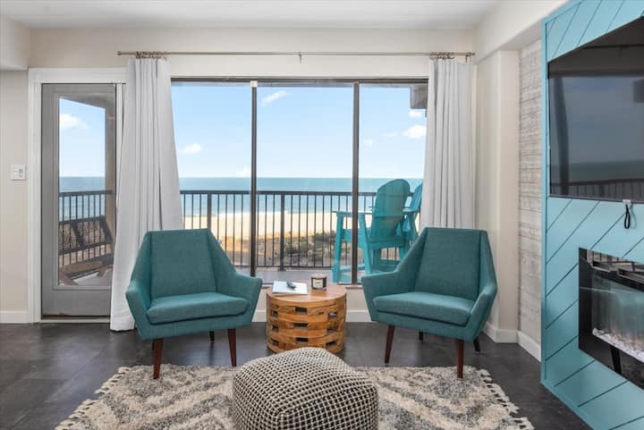 Oceanfront Studio-sleeps 4-fireplace-pool-laundry - Fenwick Island, DE