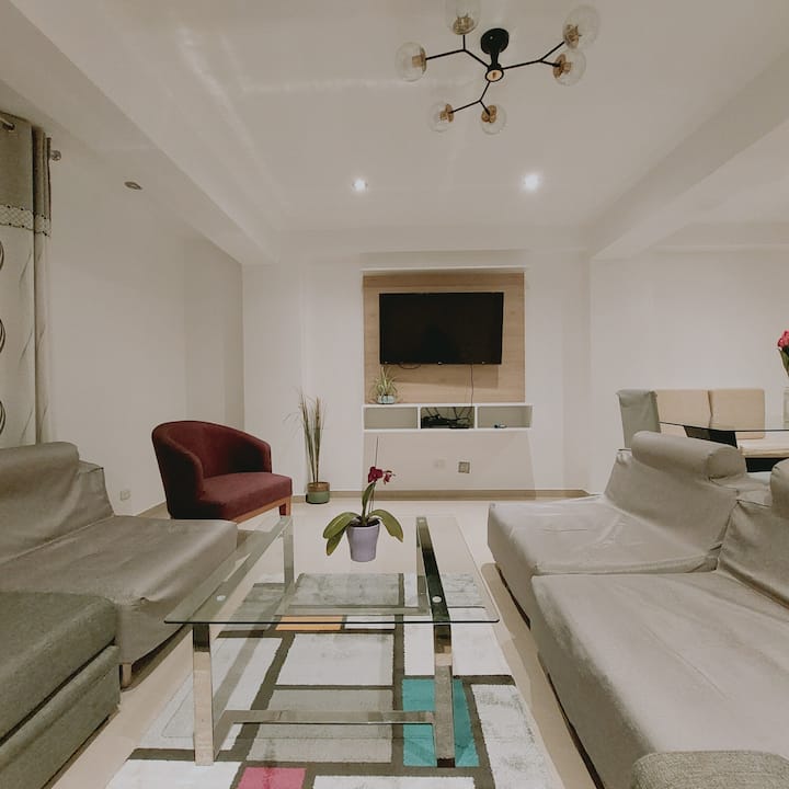 Apartamento Amplio Y Cochera 201-cerca Mall Plaza - Trujillo