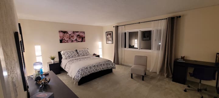 Cozy Room W/ensuite Bathroom, Parking, Near 401 - Guelph