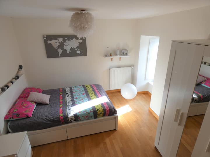 Grande Chambre Privée Dans Une Demeure De Charme - Carnac