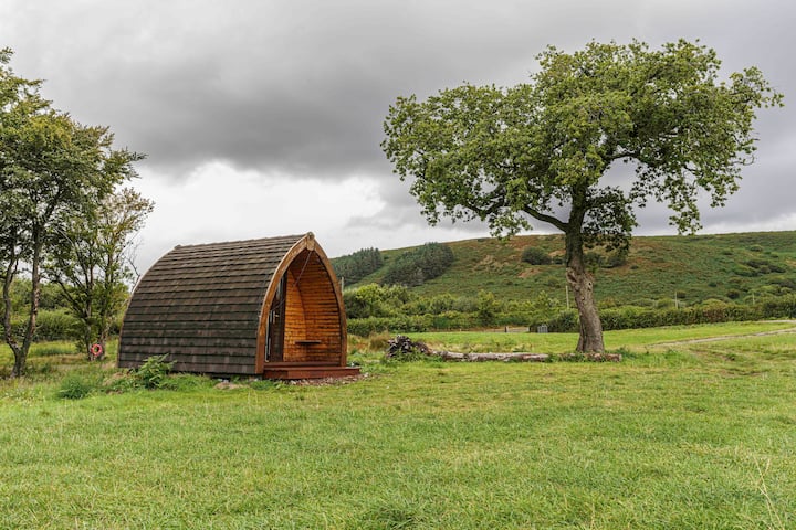 Miss Talbot Wooden Hut On Edge Of Woodland No Pets - Kenfig Pool