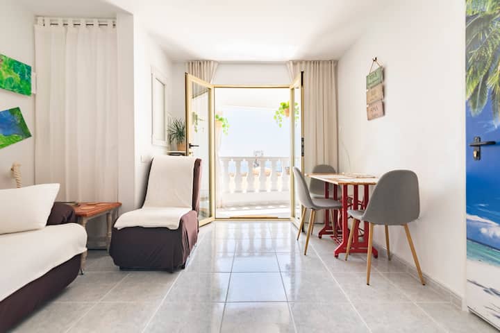 Private Bathroom In The Room, 4 Min. To The Beach - Los Cristianos