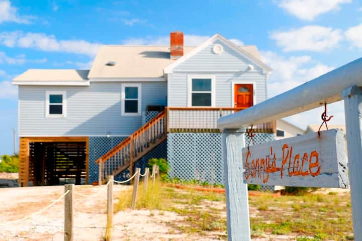 Lovely House With Great Beach Views & Easy Access - St. George Island, FL