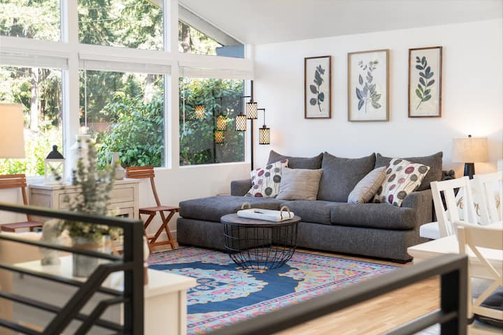 Cheerful 3 Bedroom House In Edmonds - Mountlake Terrace, WA