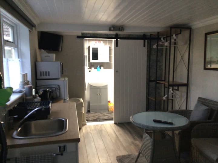 The Retreat In Peaceful Garden & Free Parking - Norfolk