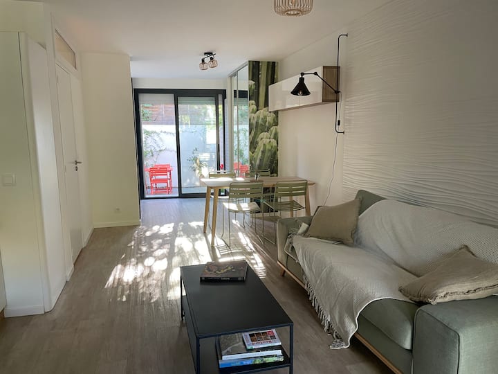 La Cactée: Petite Maison Cosy Avec Patio. - Languedoc-Roussillon
