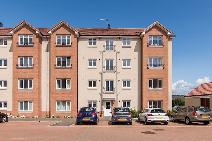 Lovely 2 Bedroom Flat Near Edinburgh Airport - South Queensferry