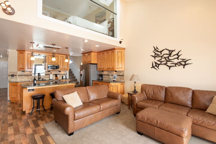 Breathtaking Condo With Gorgeous Ocean Views! - Cayucos, CA