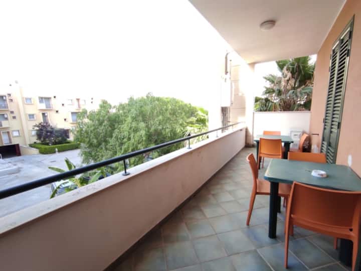 Proche De La Mer Avec Jolie Terrasse - Otranto