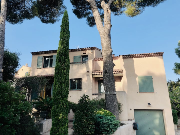 Villa 4 Chambres Avec Piscine, Plage à 600m - Six-Fours-les-Plages