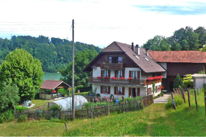Loger à La Ferme, Avec Vue Imprenable Sur Le Lac. - Morat