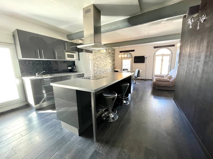 Apartment With 2 Bedrooms In Saintes-maries-de-la-mer, With Furnished Terrace And Wifi - 350 M From The Beach - Saintes-Maries-de-la-Mer