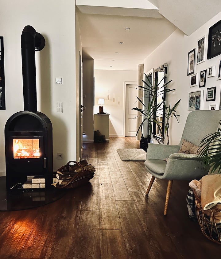 Wohlfühloase Mit Pool, Kamin & Großer Terrasse - Erding