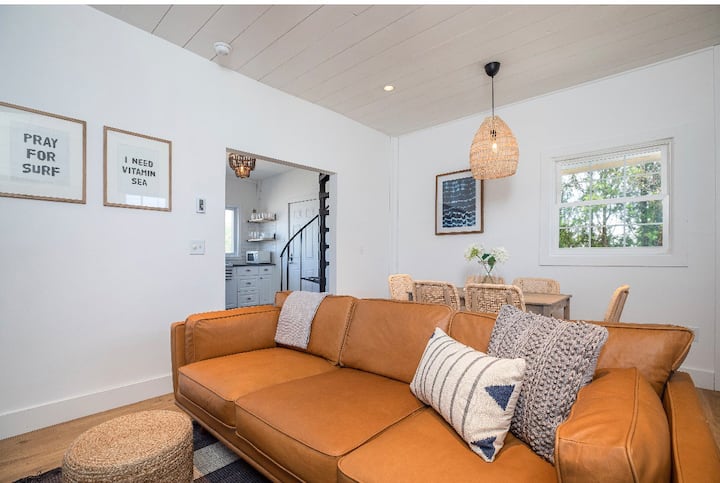 Entire Ocean Boulevard Property, Steps To Beach! - 포츠머스