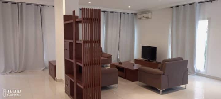 Super Appartement Avec Piscine - Pointe-Noire