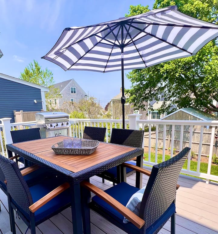 Walk To Town Neck Beach- All Linens Included! - Sandwich, MA