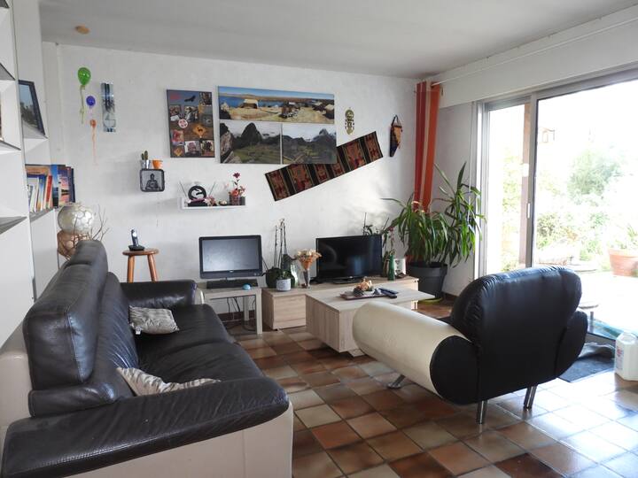 Maison De Bourg, Proche Nature, Au Calme - Port-Saint-Père