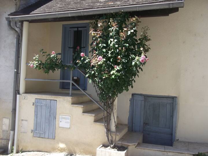 Chaleureuse Maison Lotoise Avec Jardin - Lot