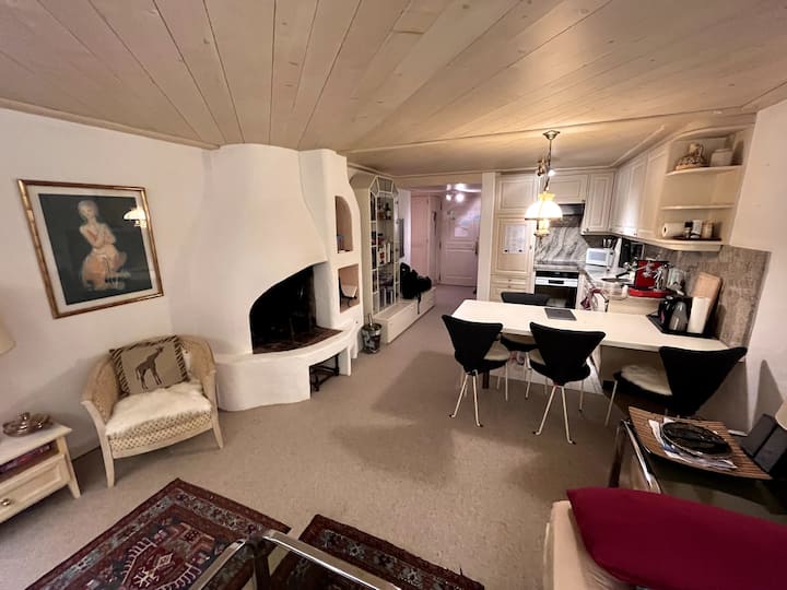 4 People Apartment In Gstaad Area In A 4* Hotel - Schönried