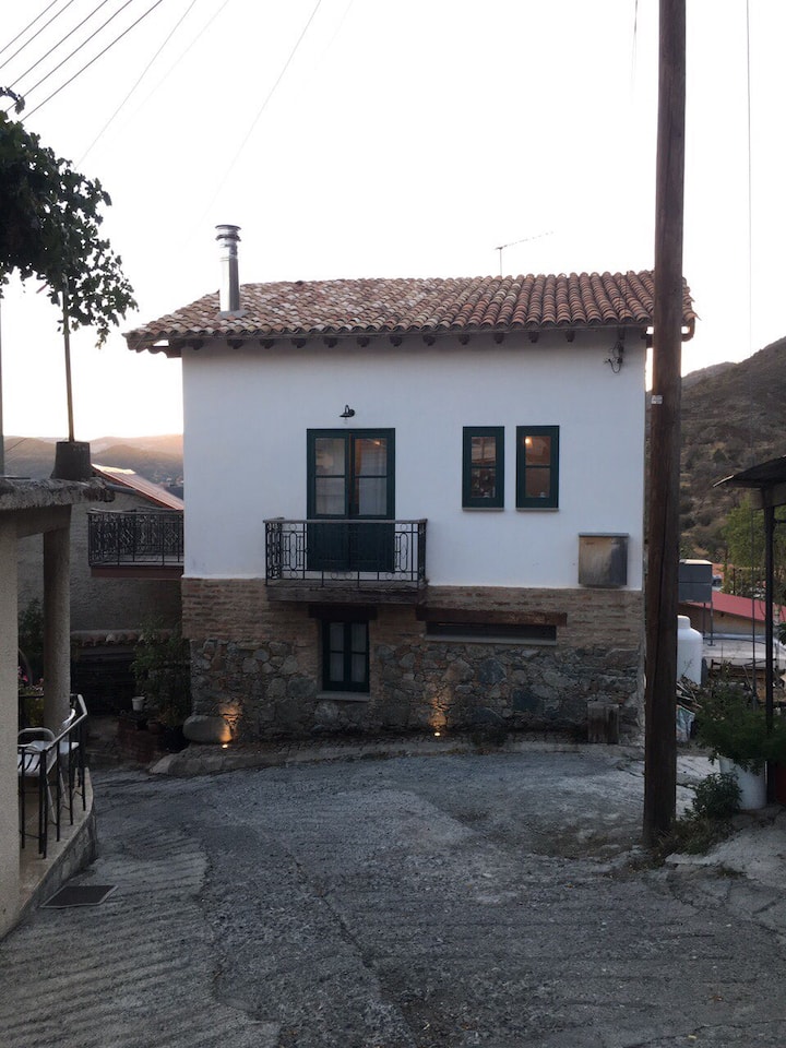 Stone House - Галата